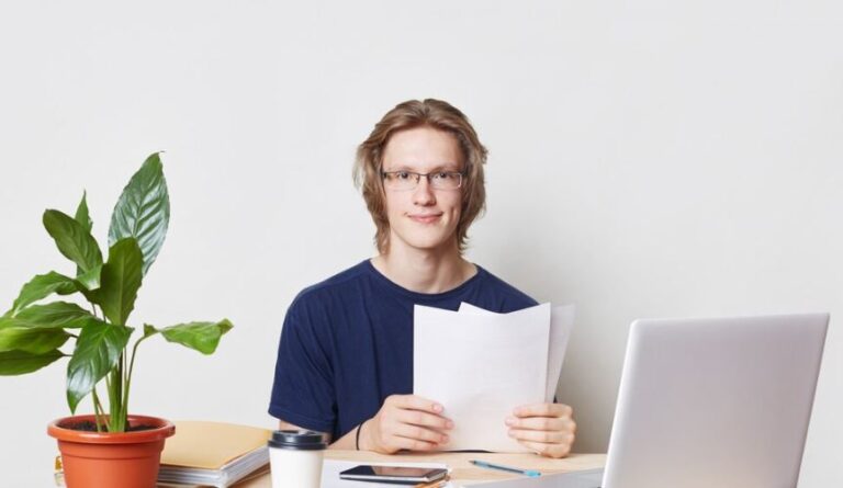 Status studenta po obronie – najważniejsze informacje | Wyższa Szkoła ...